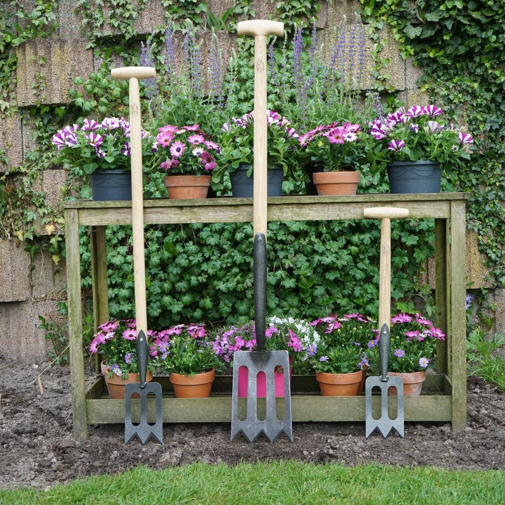 DEWIT Gardening Spork - 800mm Ash T-Handle